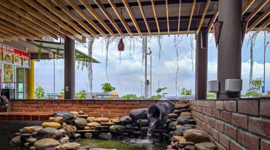 Taman di Rest Area KM 487, Boyolali | Paritama